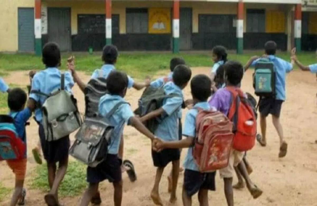 Edited By : Dageshwar Dewangan Modified Date: July 12, 2023 / 10:27 AM ...