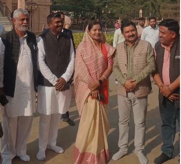 Edited By : Priya Jagat December 22, 2023 / 10:37 AM IST