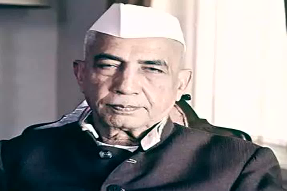 Edited By : Priya Jagat Modified Date: February 9, 2024 / 01:07 PM IST ...